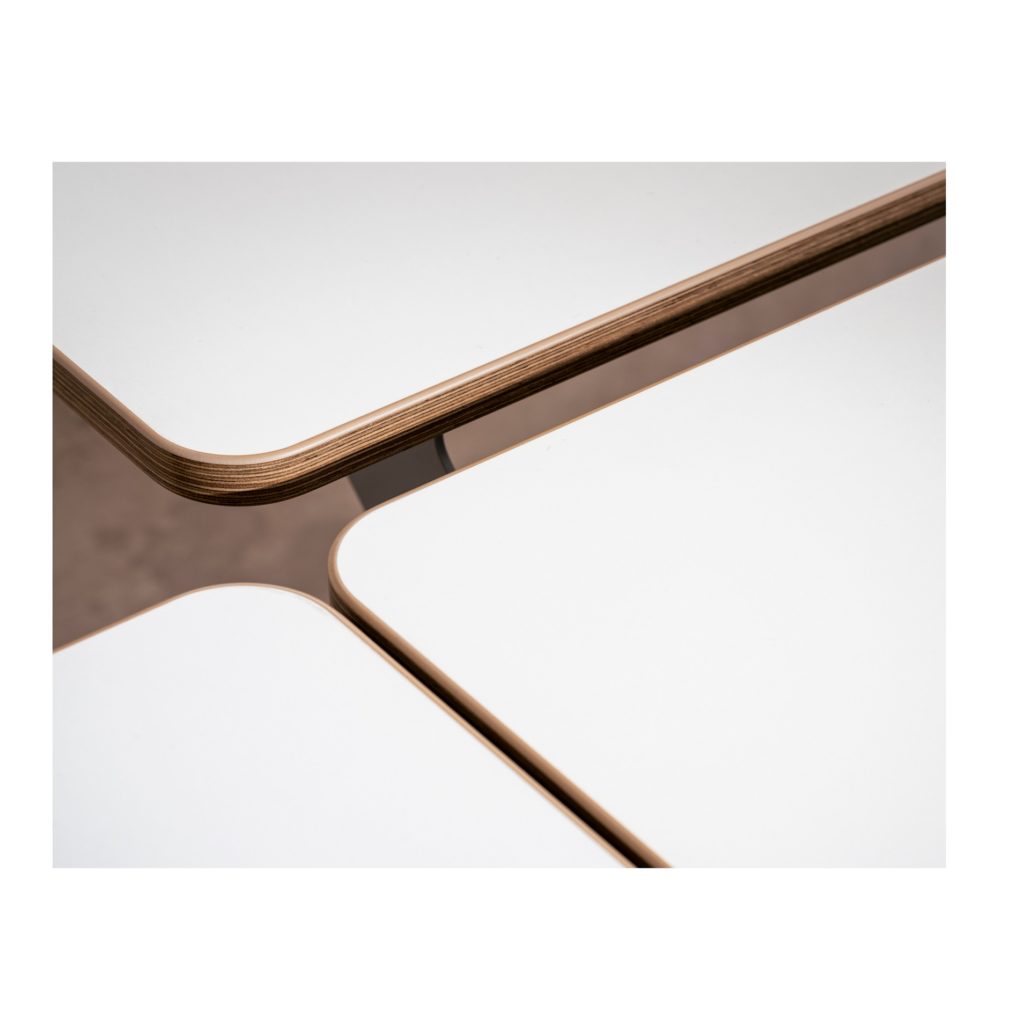 T1 online kaufen - moll World - Kinderschreibtische und Home Office Möbel